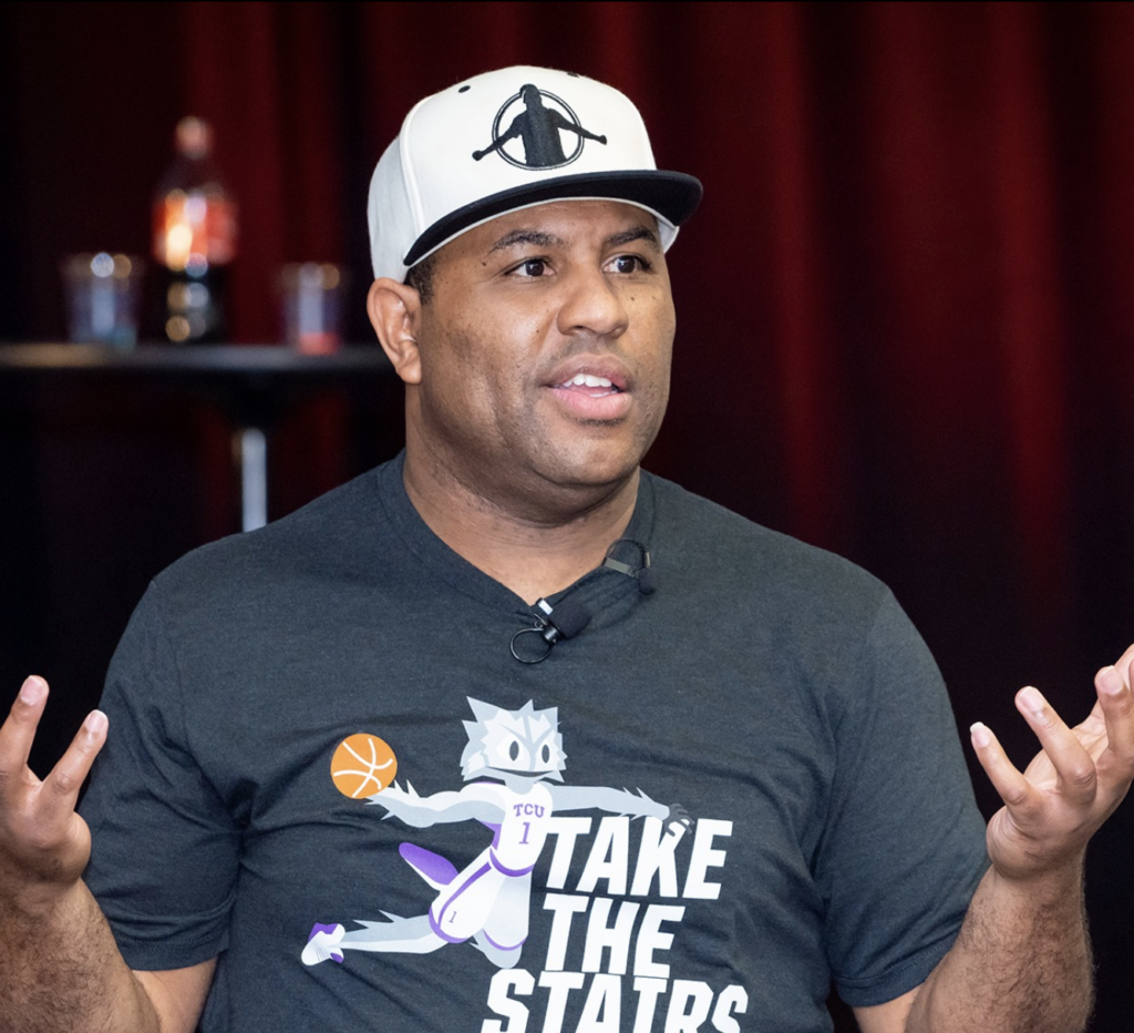 The top 12 Motivational Speakers in the world - Wealthy Peeps