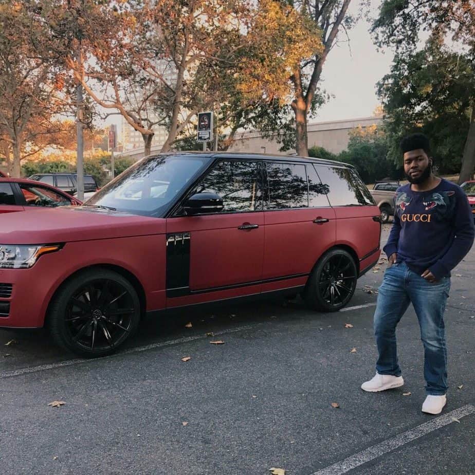 Khalid Net Worth: Career & Lifestyle [2025 Update]