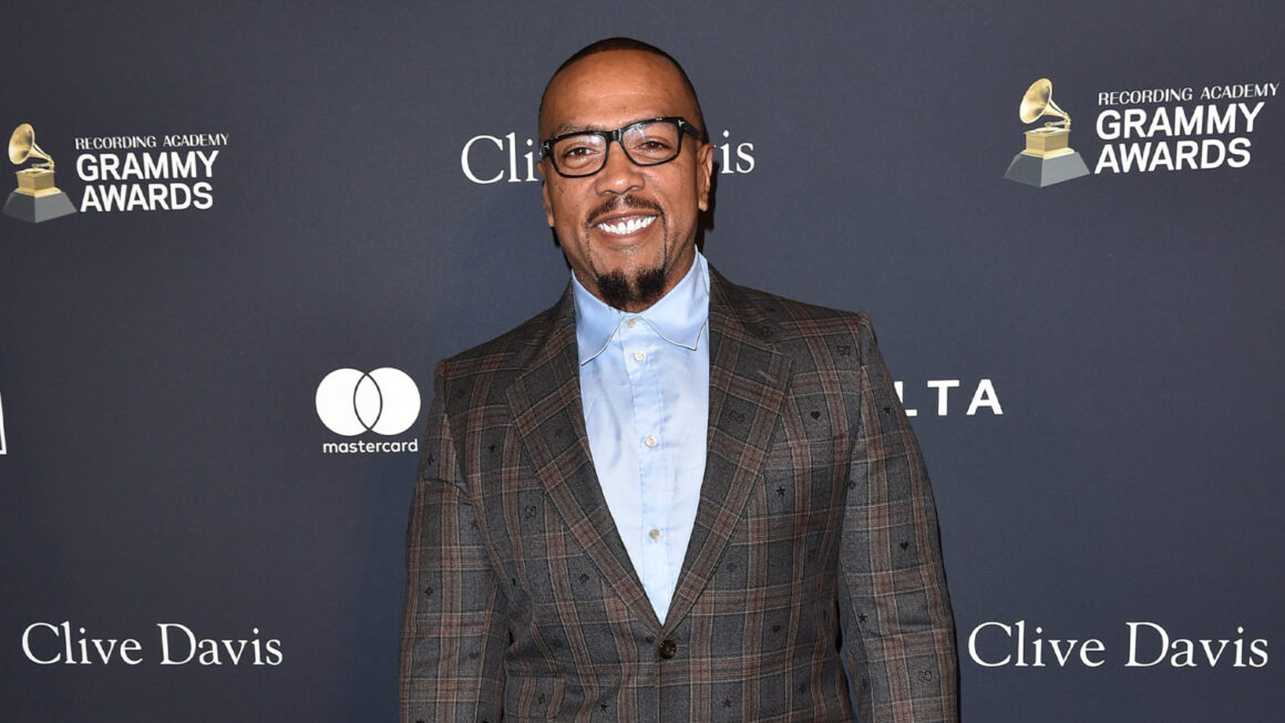 Who Is Aztecross Wife? Children Real Name And Net Worth