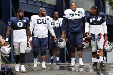 Tallest NFL Players in History [2026 Update]