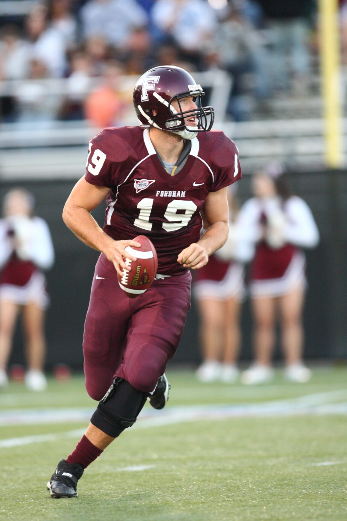 Tallest Quarterbacks in NFL History [2025 Update]