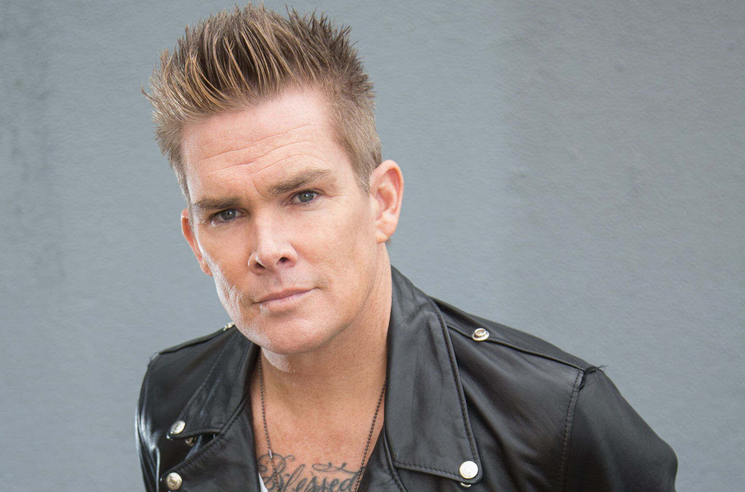 Mark McGrath Net Worth: Career & Lifestyle [2025 Update]