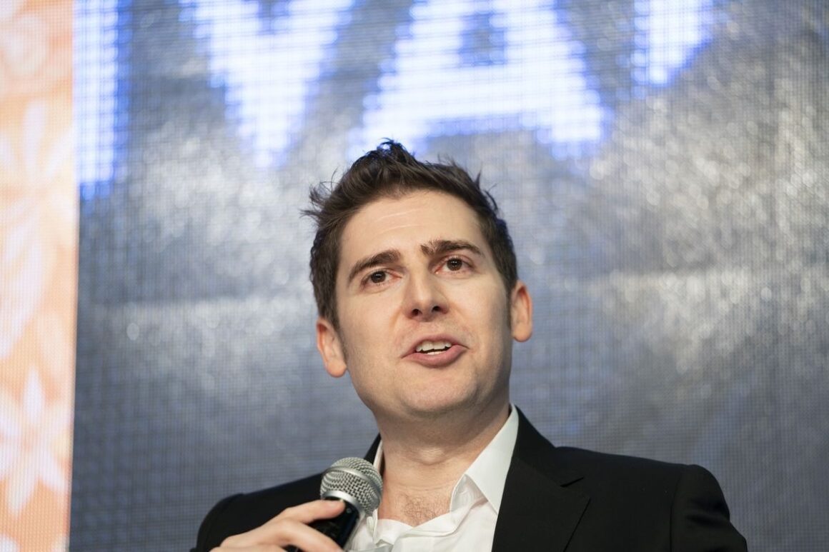 Adrian Portelli Wikipedia - Who Is He? Family And Net Worth