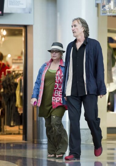 Roseanne Barr Net Worth: Earnings & Lifestyle [2026 Update]
