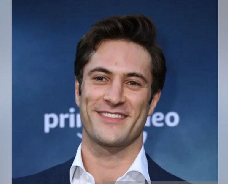 Arty Froushan Wiki Bio: Who Is The Actor? Age, Height And Instagram ...