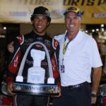 Who are Bubba Wallace Parents and his sibling?