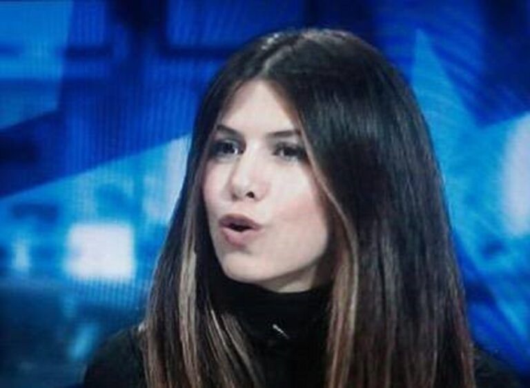 Helia Ebrahimi Illness - Does She Have Breast Cancer? Hea