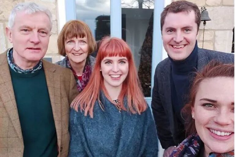 Auctioneer Izzie Balmer Wikipedia Bio - Who Is She? Brother