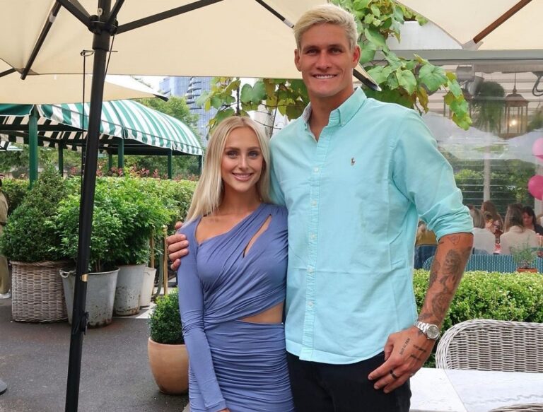 Rory Lobb Partner Lexi - Dating Timeline Family Instagram