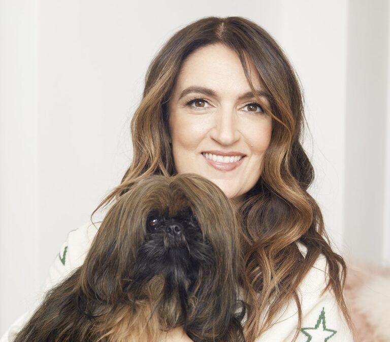 Radio Co-Host: Emily Dean Wikipedia - Who Is She? Parents