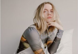 Actress: Roan Curtis Wikipedia Bio Age Boyfriend Instagram