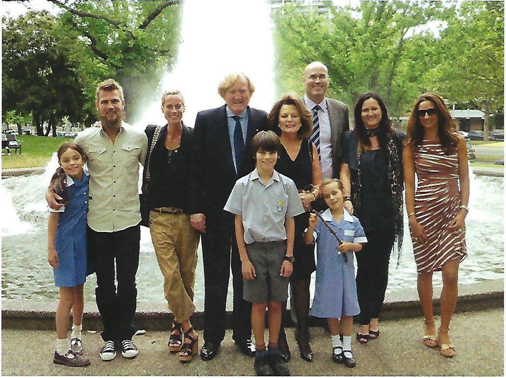 Ron Walker Family Wife Children Parents And Siblings