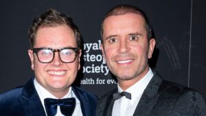 Alan Carr Brother Gary Carr Age Gap Parents And Family