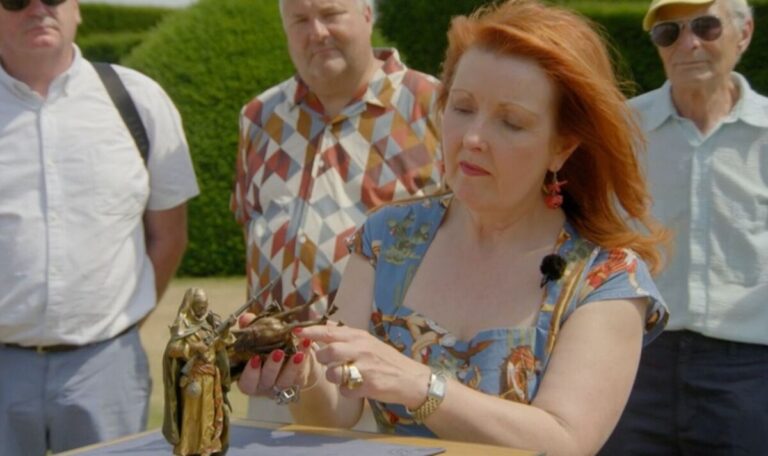 Antiques Roadshow: Lisa Lloyd Wikipedia Age And Family