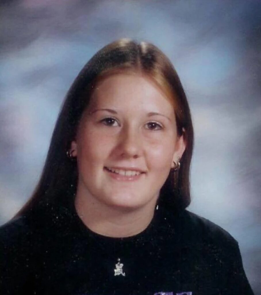 Who Is Sarah? Alissa Turney Sister And Parents