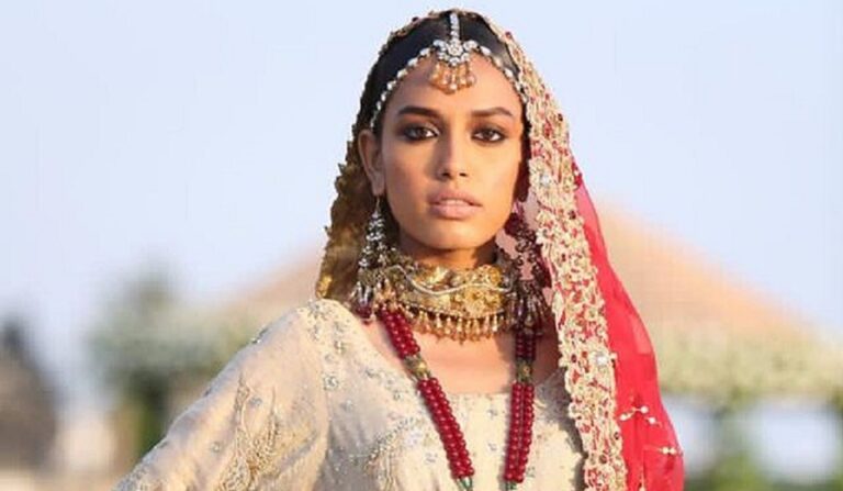 Erica Robin Parents, Father Marian And Mother Shabana Robin