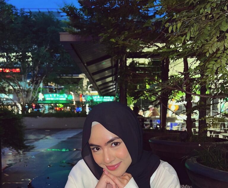 Erysha Emyra Parents Ethnicity Religion, Family Background