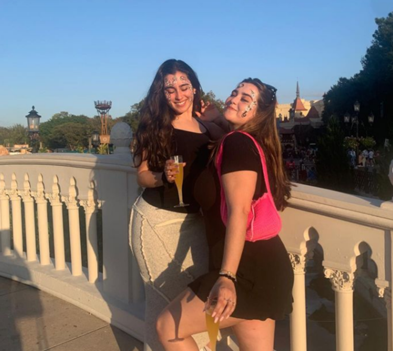 Lauren Jauregui Siblings: Taylor Jauregui And Chris