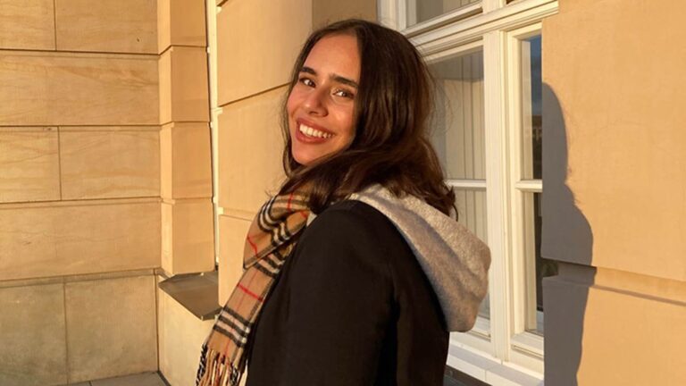 Mona Ghazi Wikipedia Eltern: Family Origin And Spouse