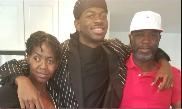 Lil Nas X Sister And Brother: How Many Siblings? Family