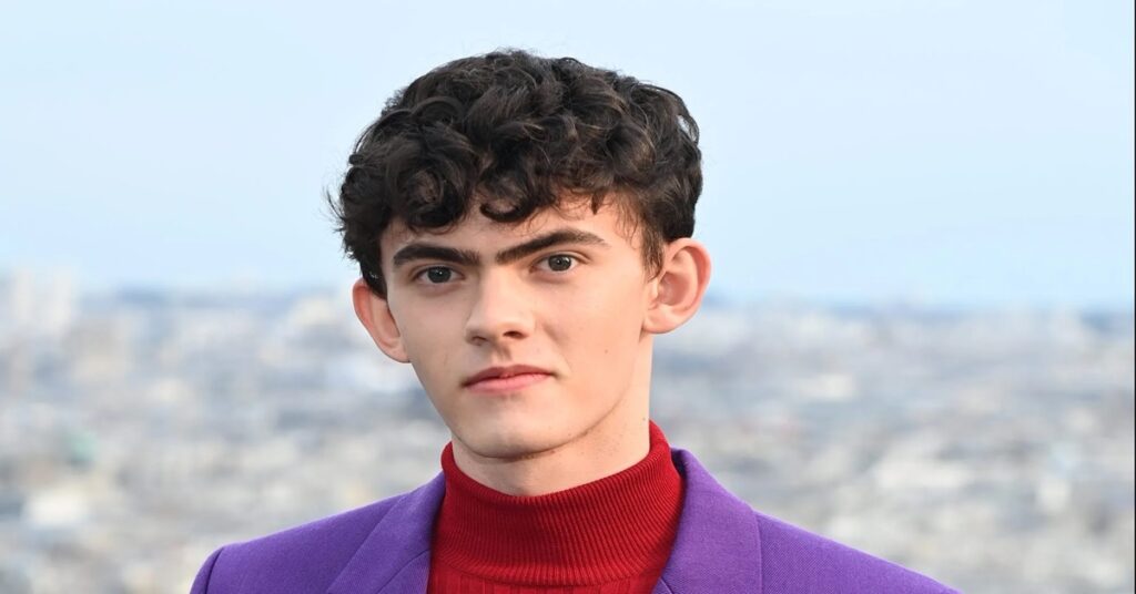 Joe Locke Joe Locke Has Manx Nationality And Shares Deep Close Bond ...